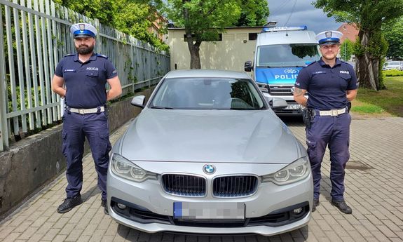 Policjanci z grupy SPEED zadbali o to, aby ciężko chore dziecko dotarło ...